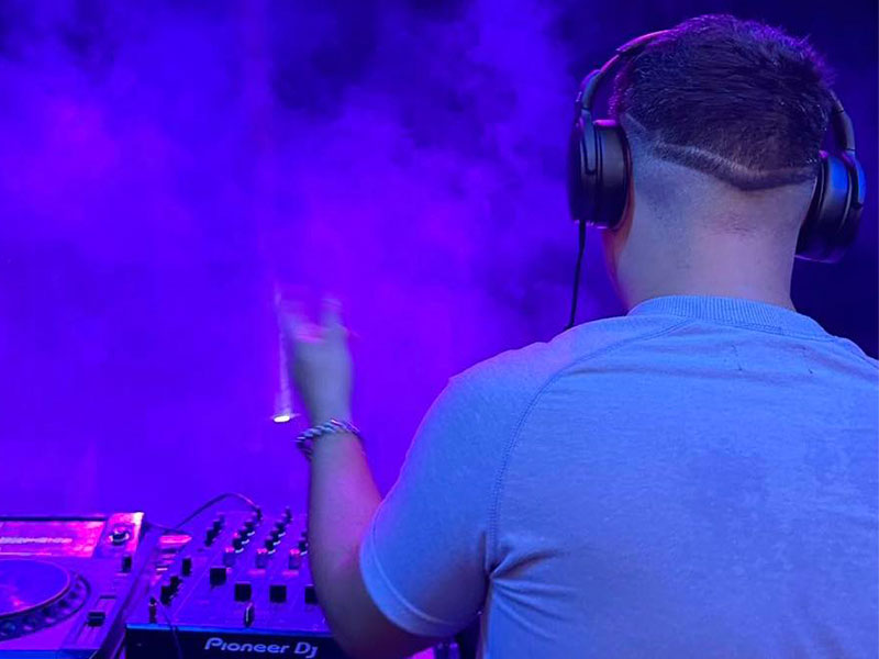 Trata de dejar huella en el mundo de la música - Juárez Digital