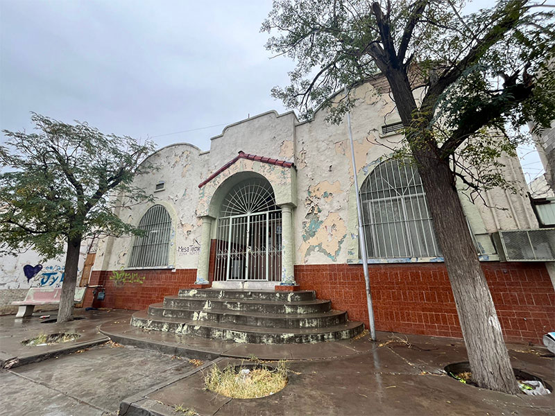La histórica escuela María Martínez luce hoy en ruinas - Juárez Digital