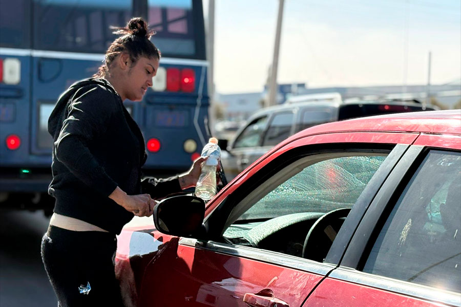 Génesis, la migrante que lucha por darle un mejor futuro a su hijo ...