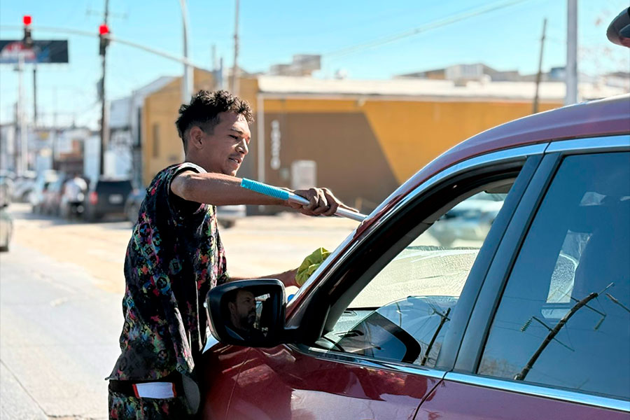 Conoce la difícil travesía de Yhon - Juárez Digital