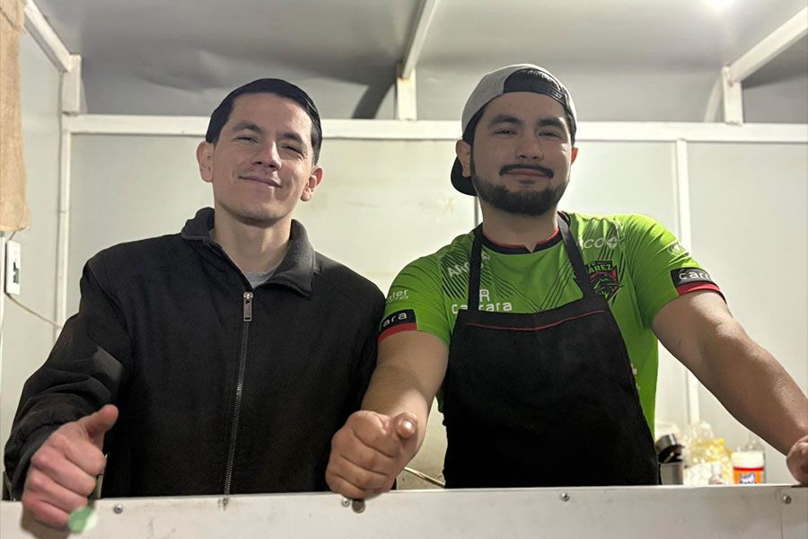Jhasiel y Kevin: Los hermanos juarenses que reinventan el hot dog ...