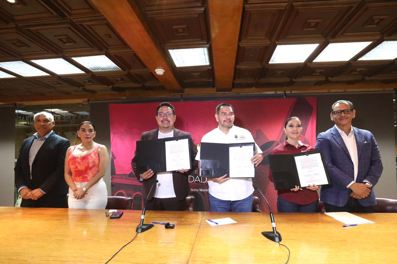 Firman Municipio y CANACO convenio para impulsar desarrollo económico - Juárez Digital