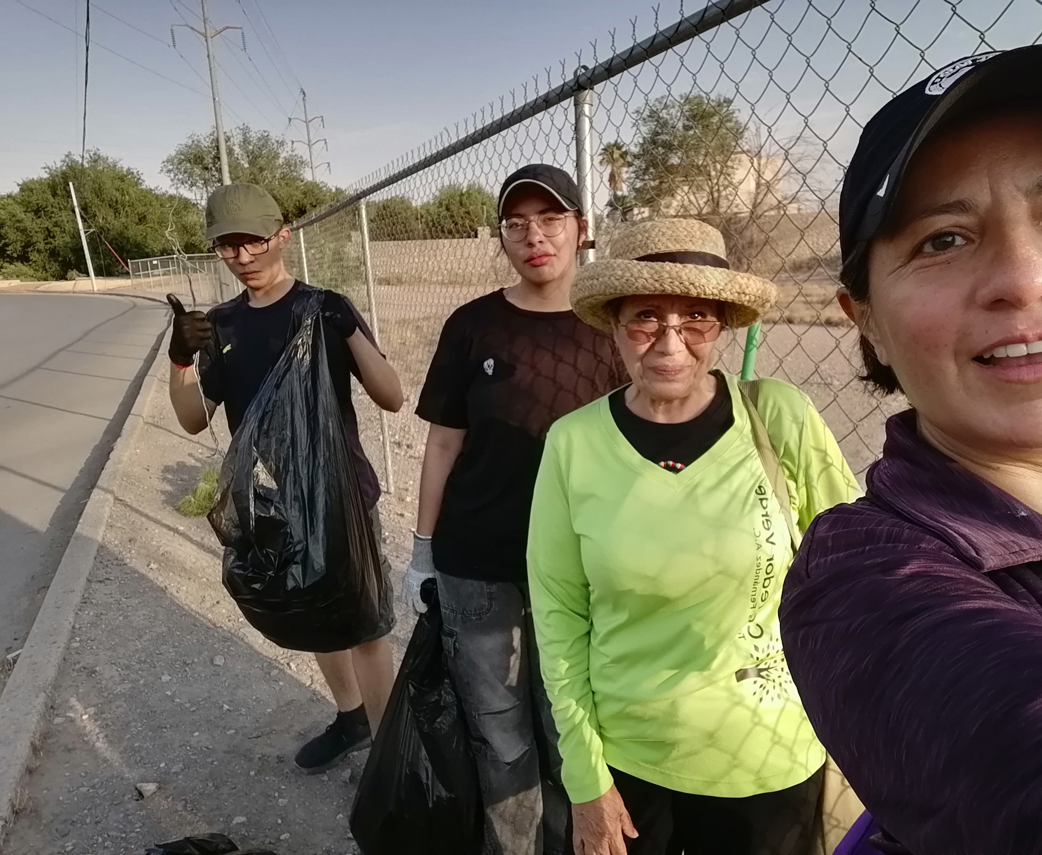 Vecinos se unen para limpiar sus calles - Juárez Digital