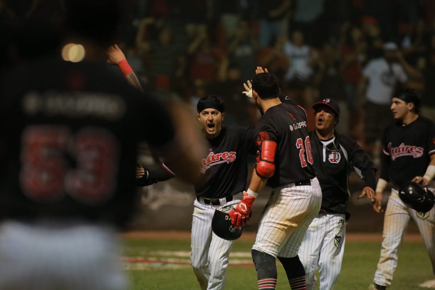 Indios de Juárez arrasó contra los algodoneros 11-6 - Juárez Digital