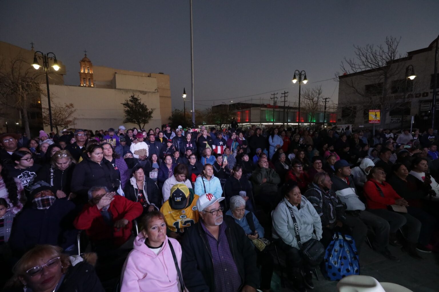 Festejan la navidad en el Centro - Juárez Digital