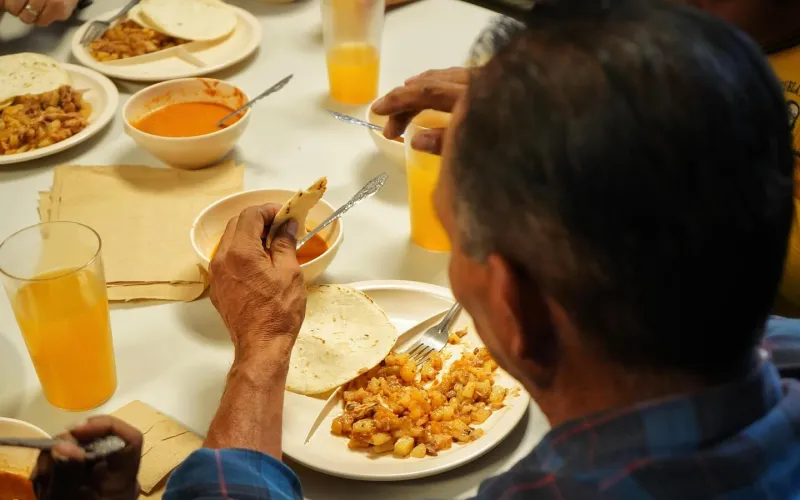 ¿Conocías el comedor comunitario del Parque Central? - Juárez Digital
